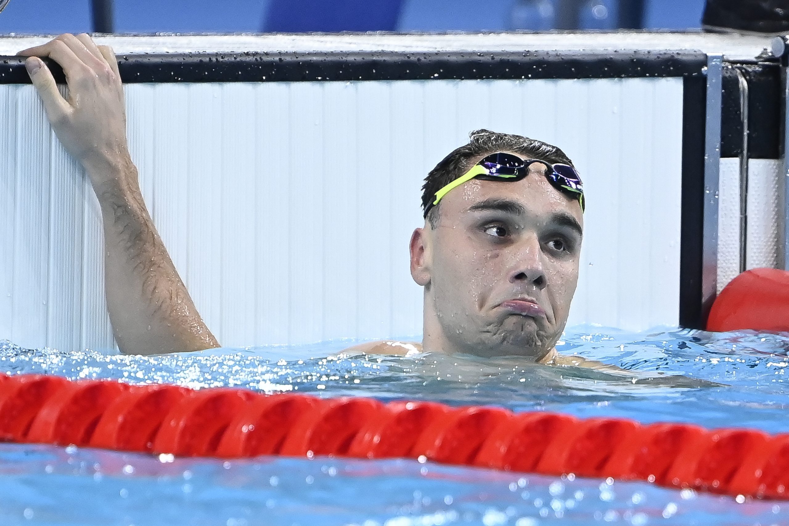 „Dolgozik, jó kedve van, nagyon jókat is úszik” – Szabó Álmos Milák ...