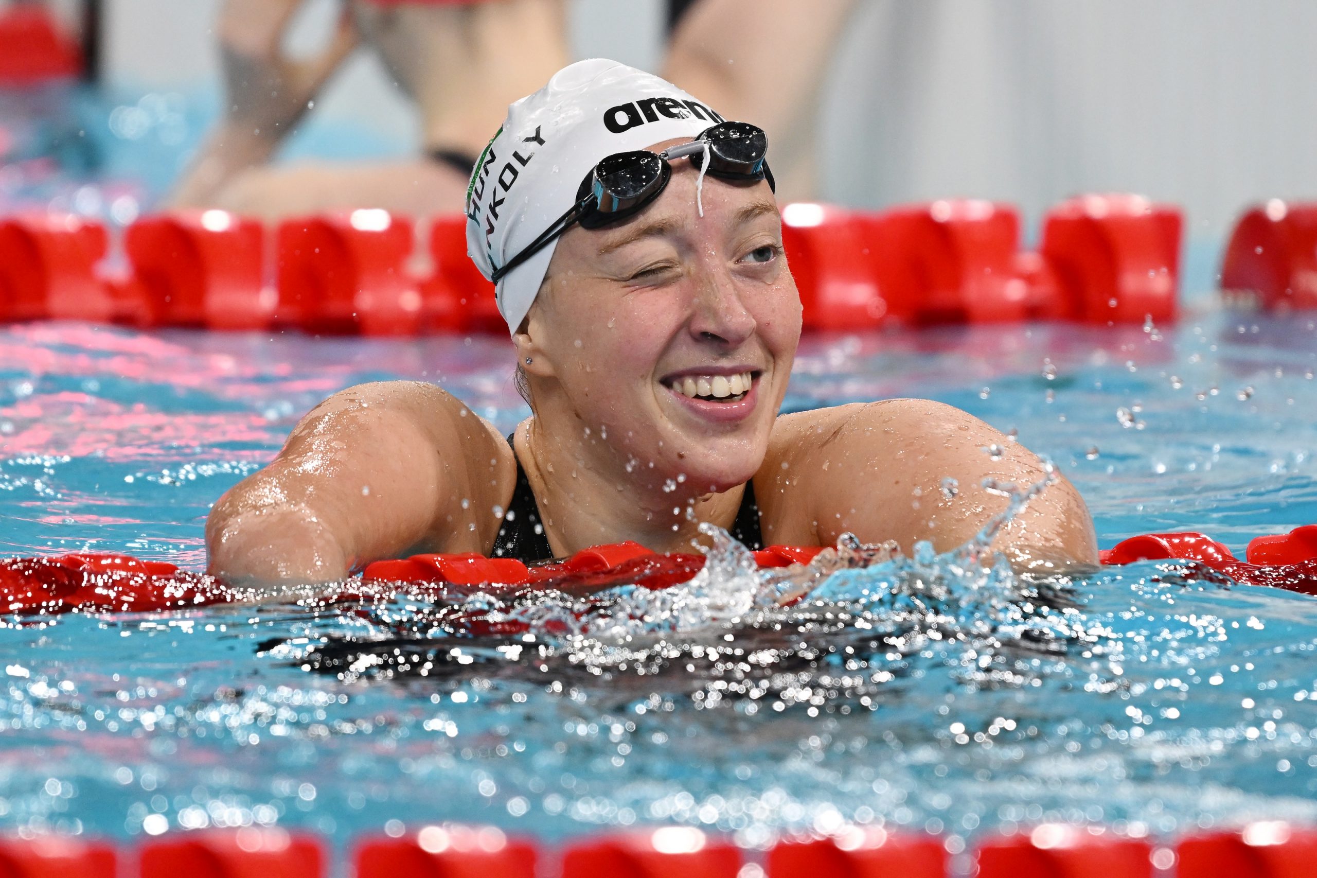 Konkoly Zsófia duplázott Párizsban: 200 vegyesen is aranyérmes a ...