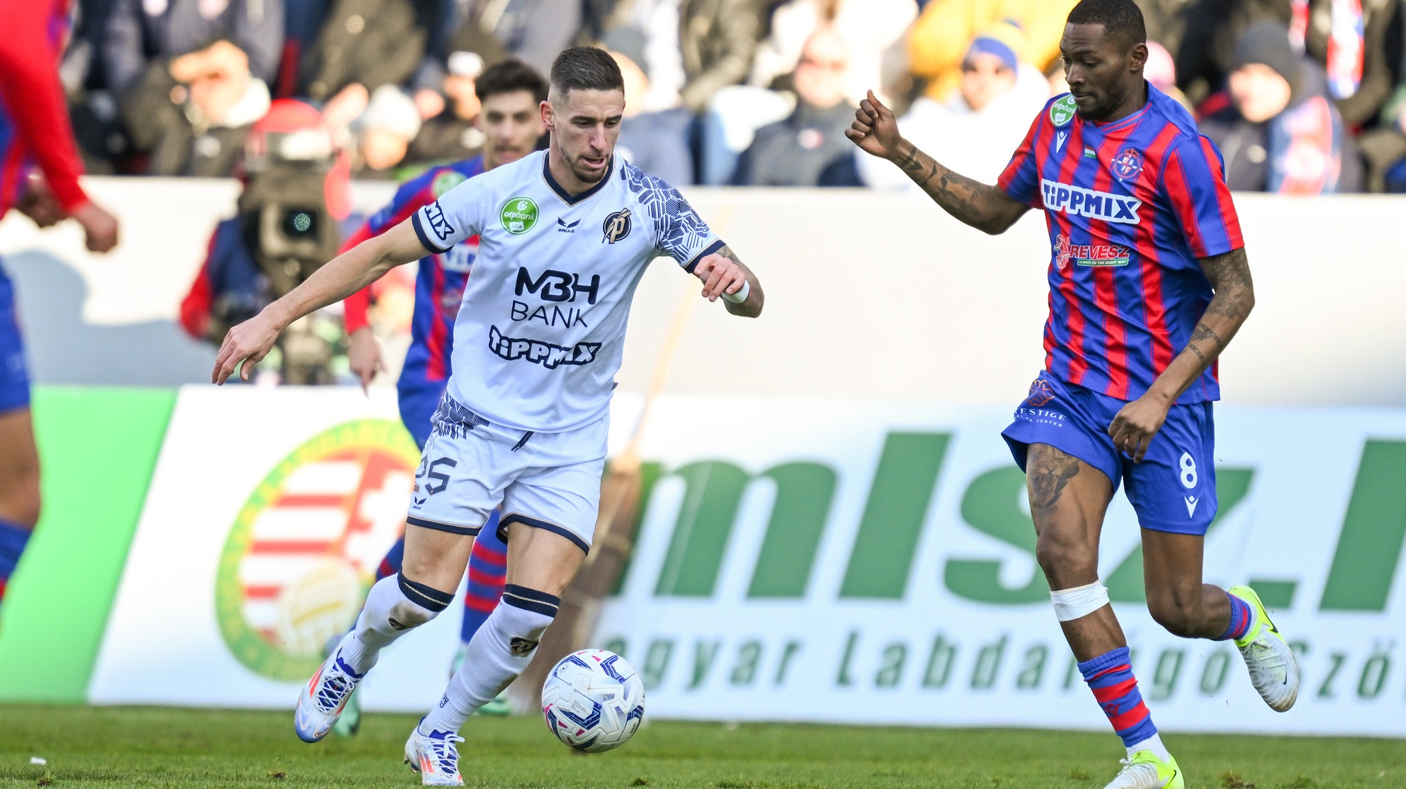 OTP Bank Liga, kézilabda, vízilabda, vívás és atlétika élőben szombaton ...