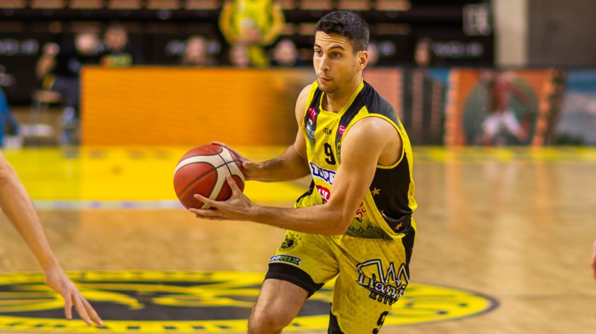 Kiütötte a PVSK-t, egy lépésre van a hibátlan alapszakasz-győzelemtől a ...