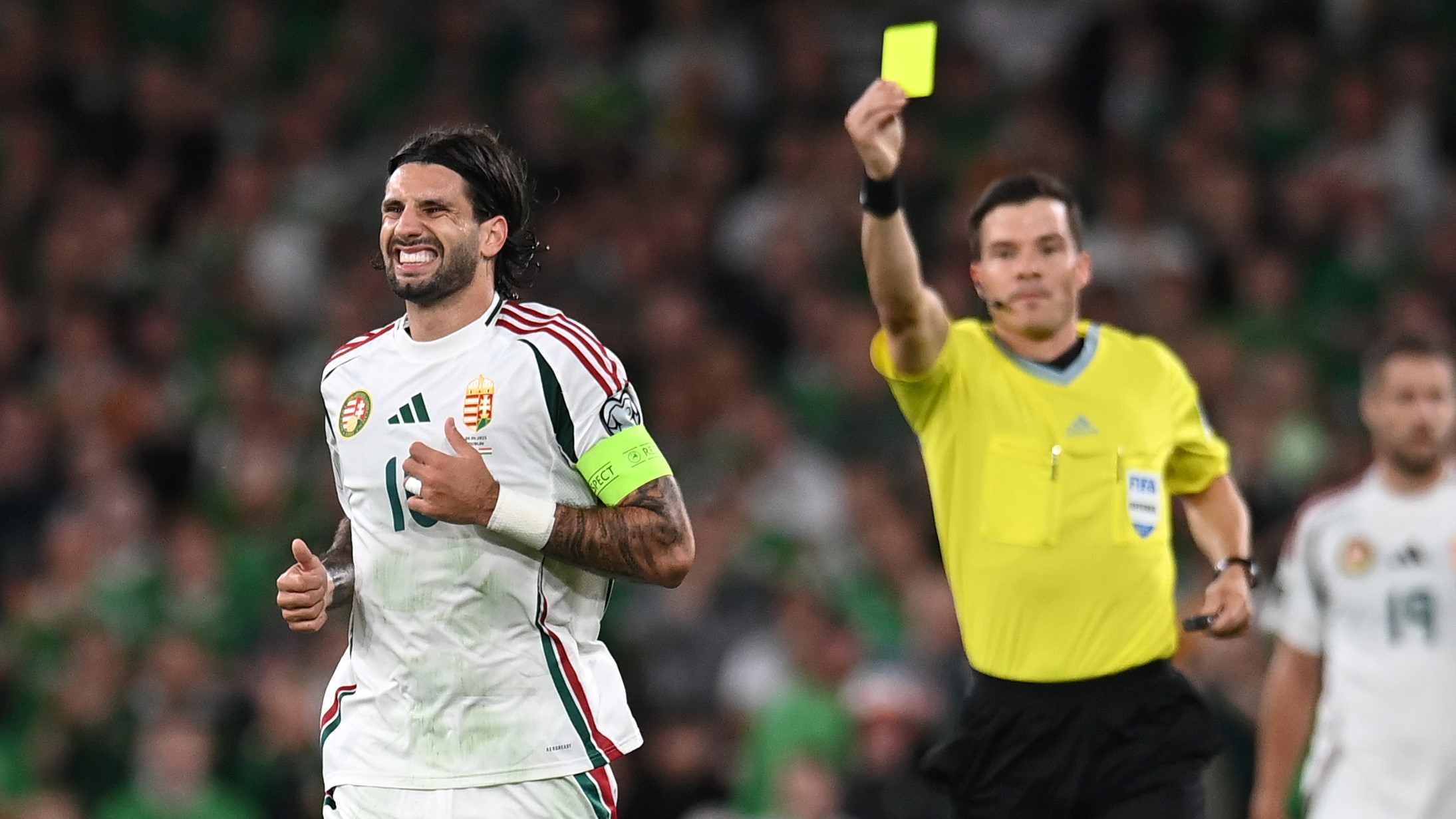 Ez még később fájhat – öt sárgát kapott a válogatott az írek ellen | M4 ...