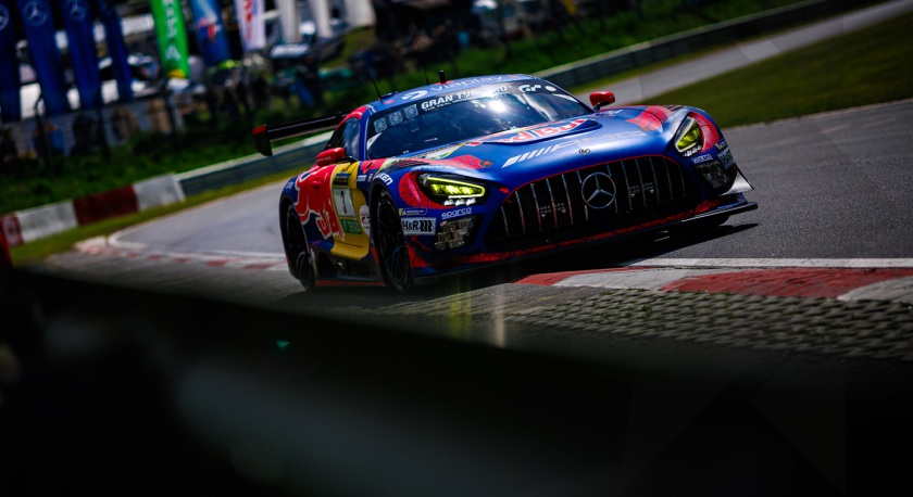 A negyedik helyről vágnak neki a 24 órásnak Verstappenék | M4 Sport