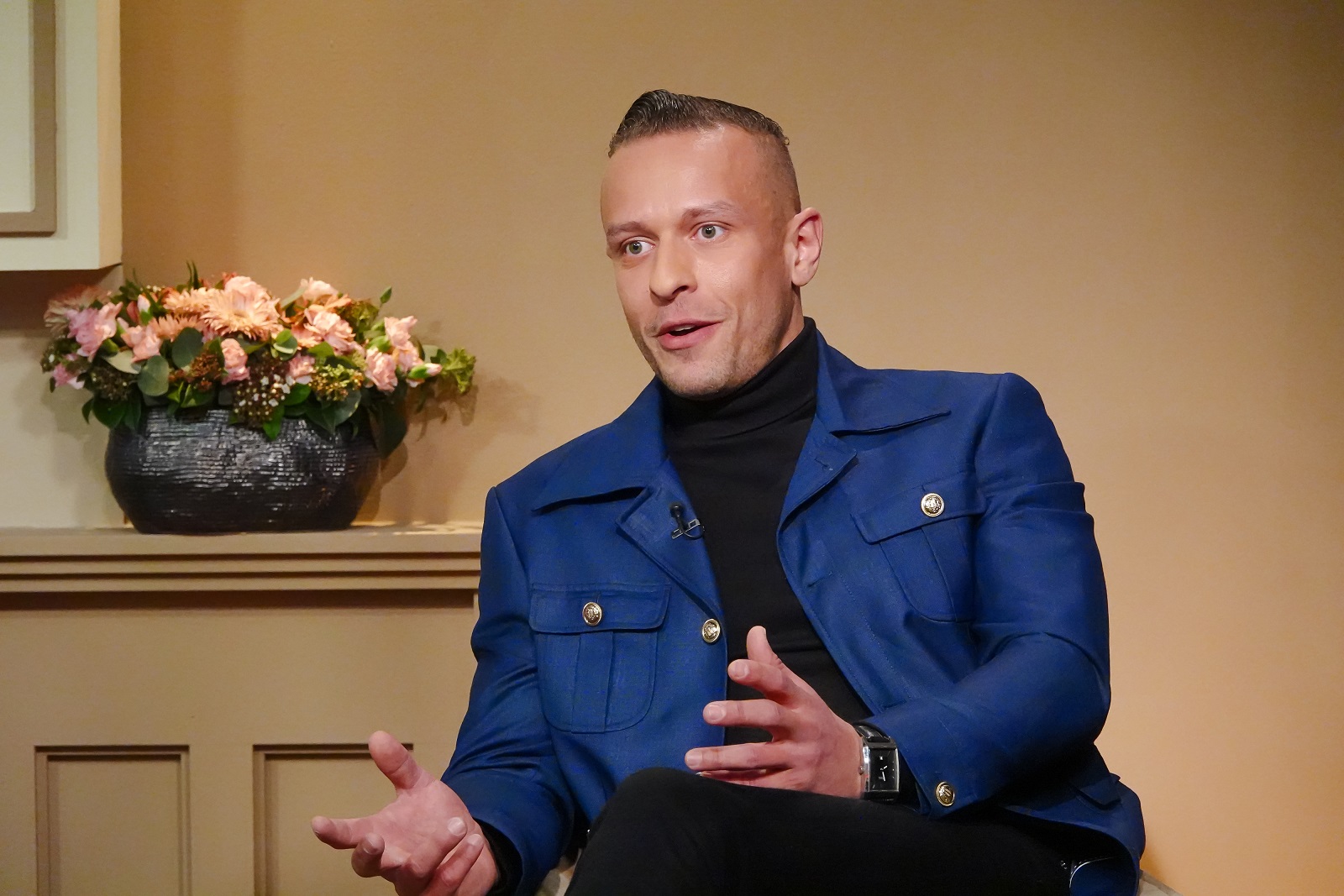 Péntek – Ifjú léptek | Ridikül