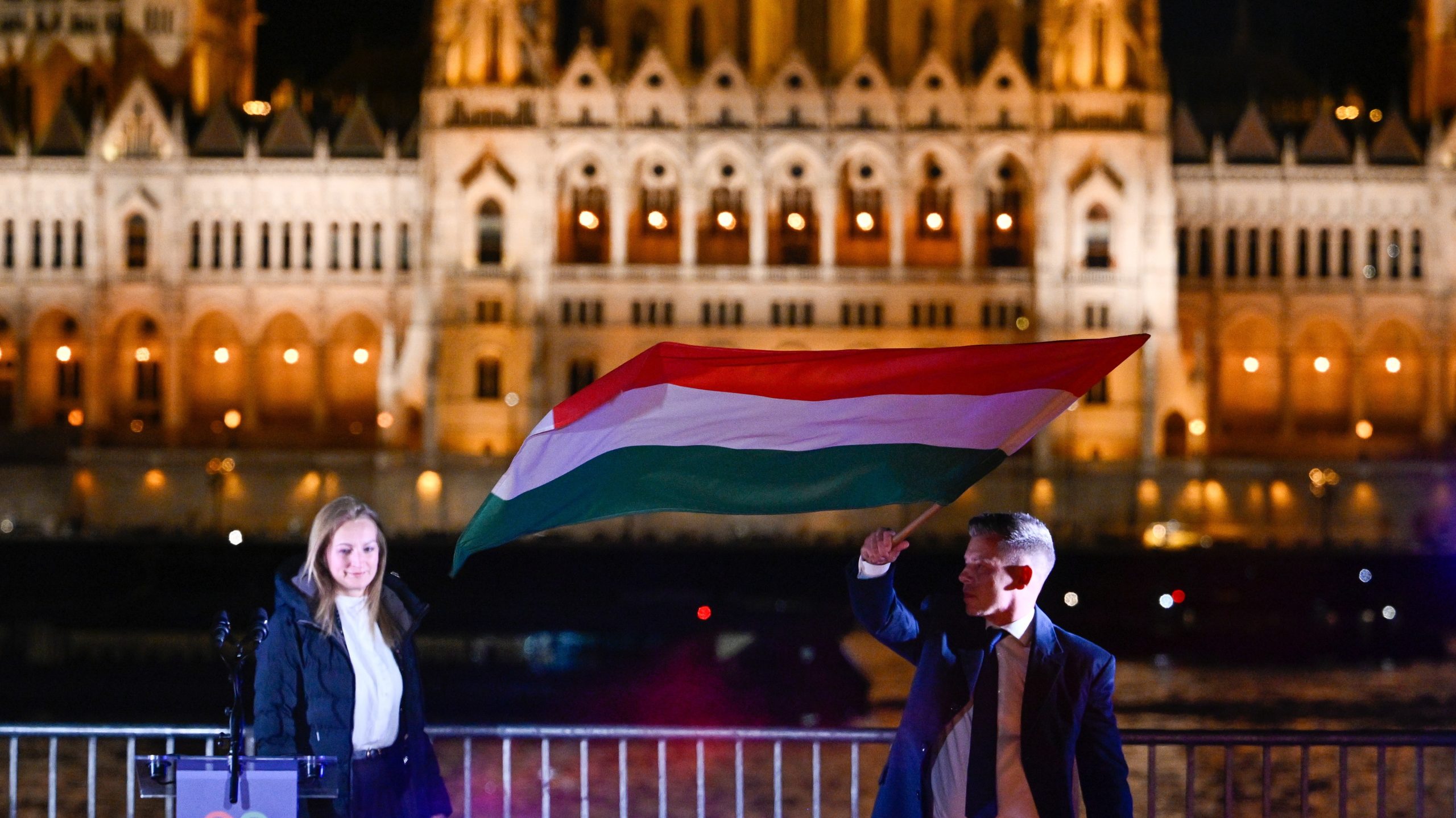 Magyar Péter bejelentette a hivatalba lépésekor rendezett ...